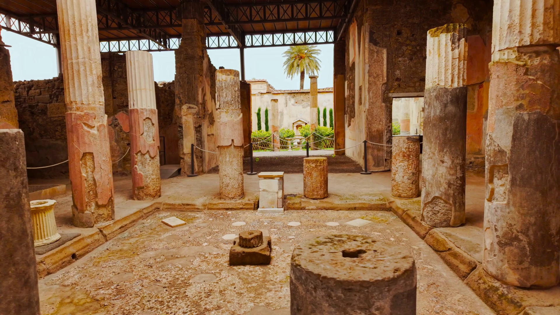 Atrium Of House Of Dioscuri (casa Dei Stock Footage SBV-352667273 ...