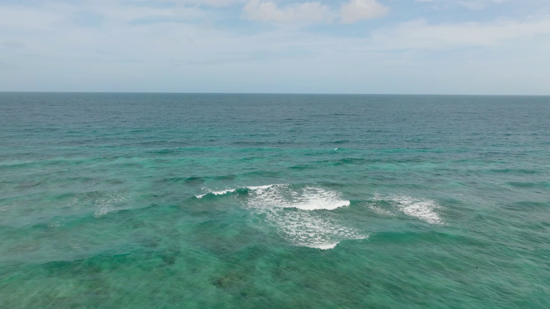 Transparent Turquoise Sea Water Waves With Stock Footage SBV-353583043 ...