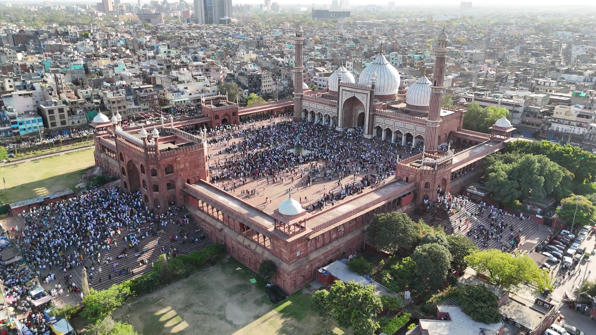 4k Aerial Drone Footage Of Jama Masjid Stock Footage SBV-352744095 ...