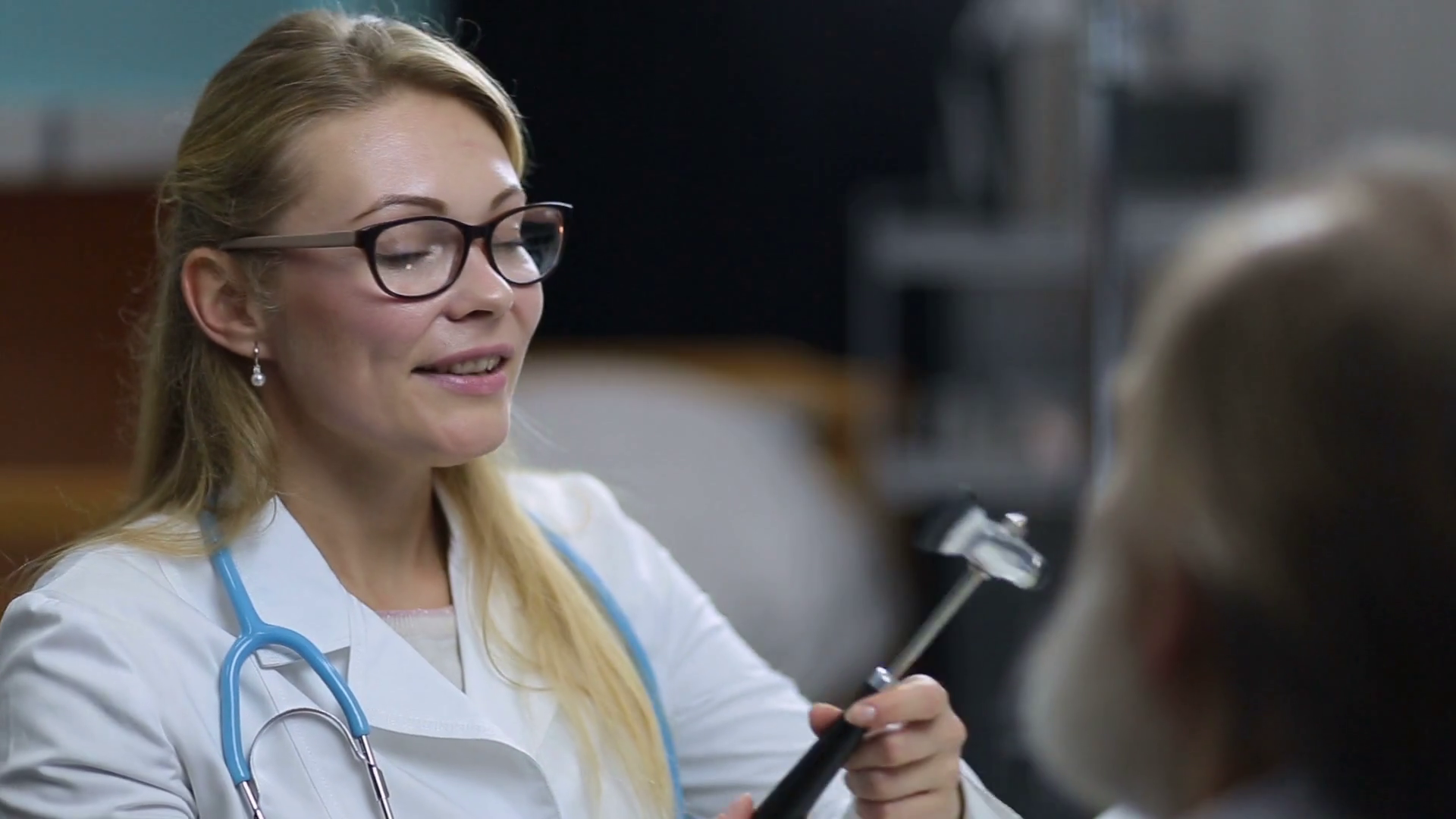 Female Neurologist Testing Reflexes Of Eye Stock Footage SBV-318990345 ...