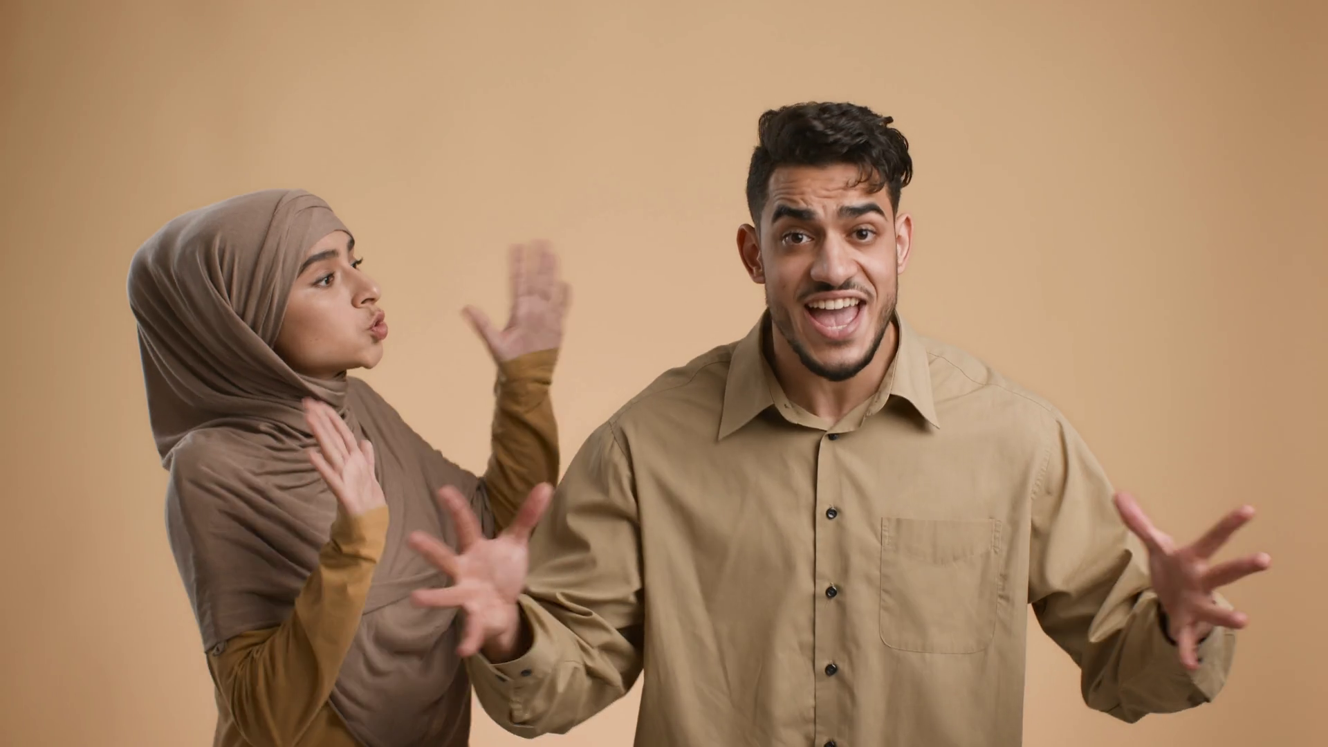 Muslim Couple Having Quarrel Shouting Stock Footage SBV-346641304 ...