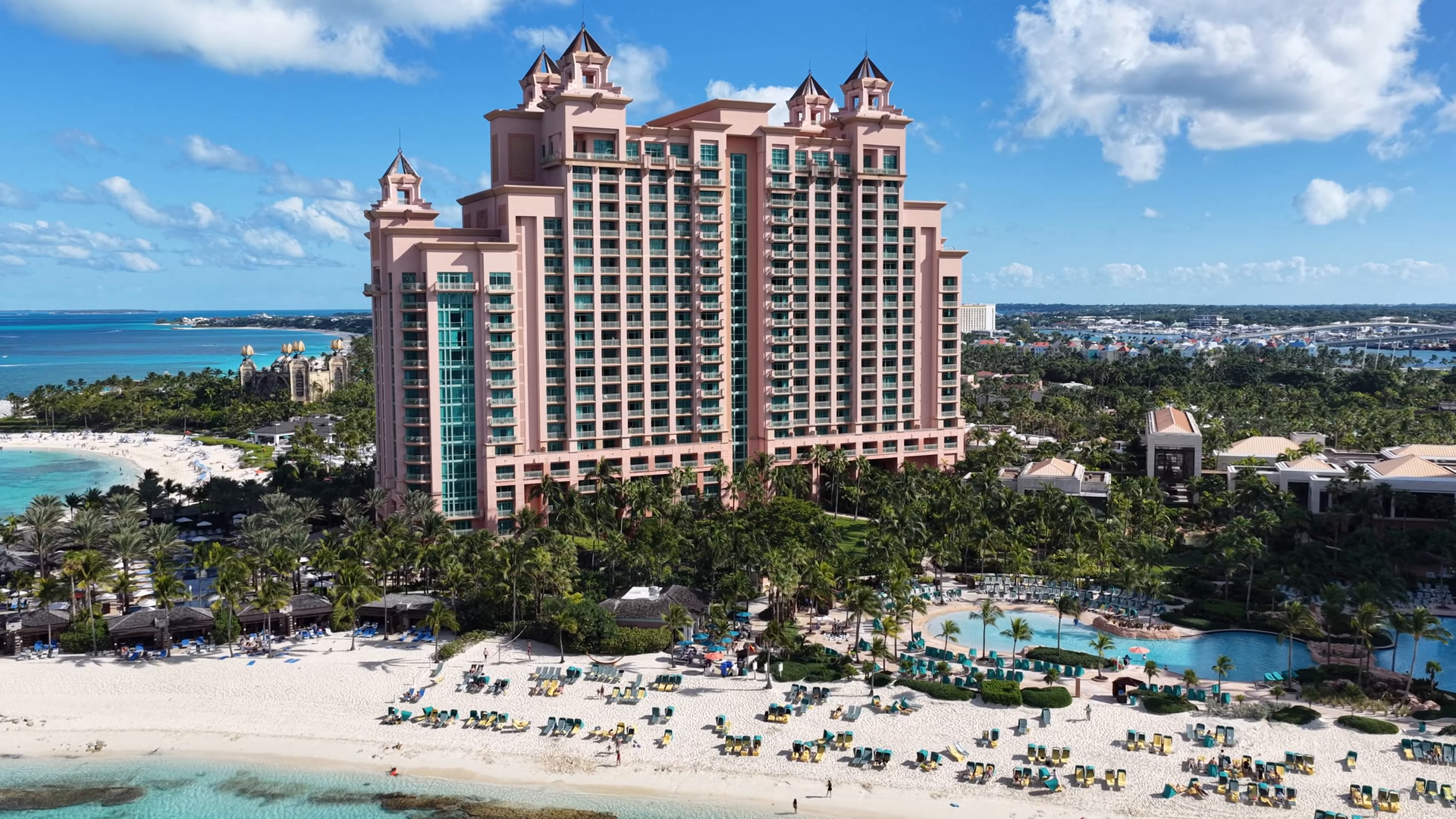 Atlantis Hotel In Paradise Island Nassau Stock Footage SBV-353530327 ...