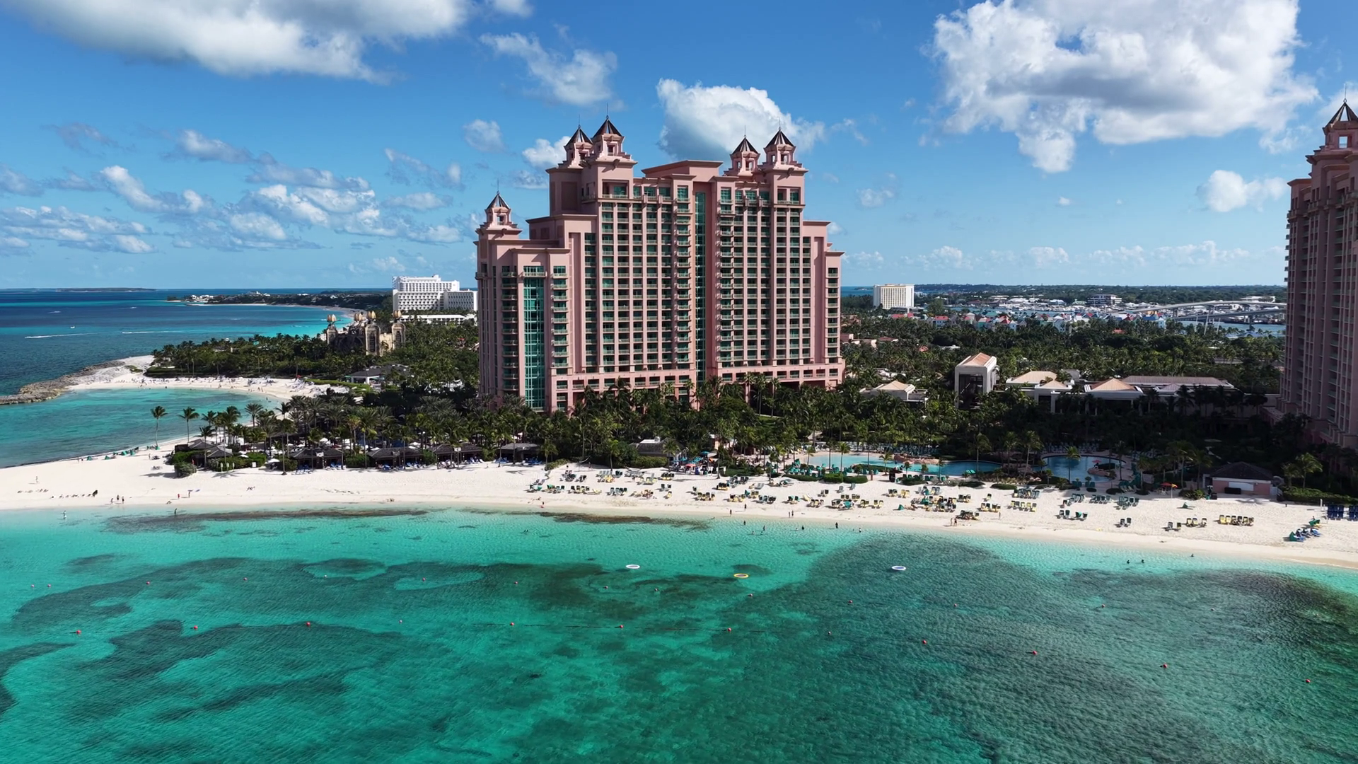 Atlantis Hotel In Paradise Island In Nassau Stock Footage SBV-353414949 ...
