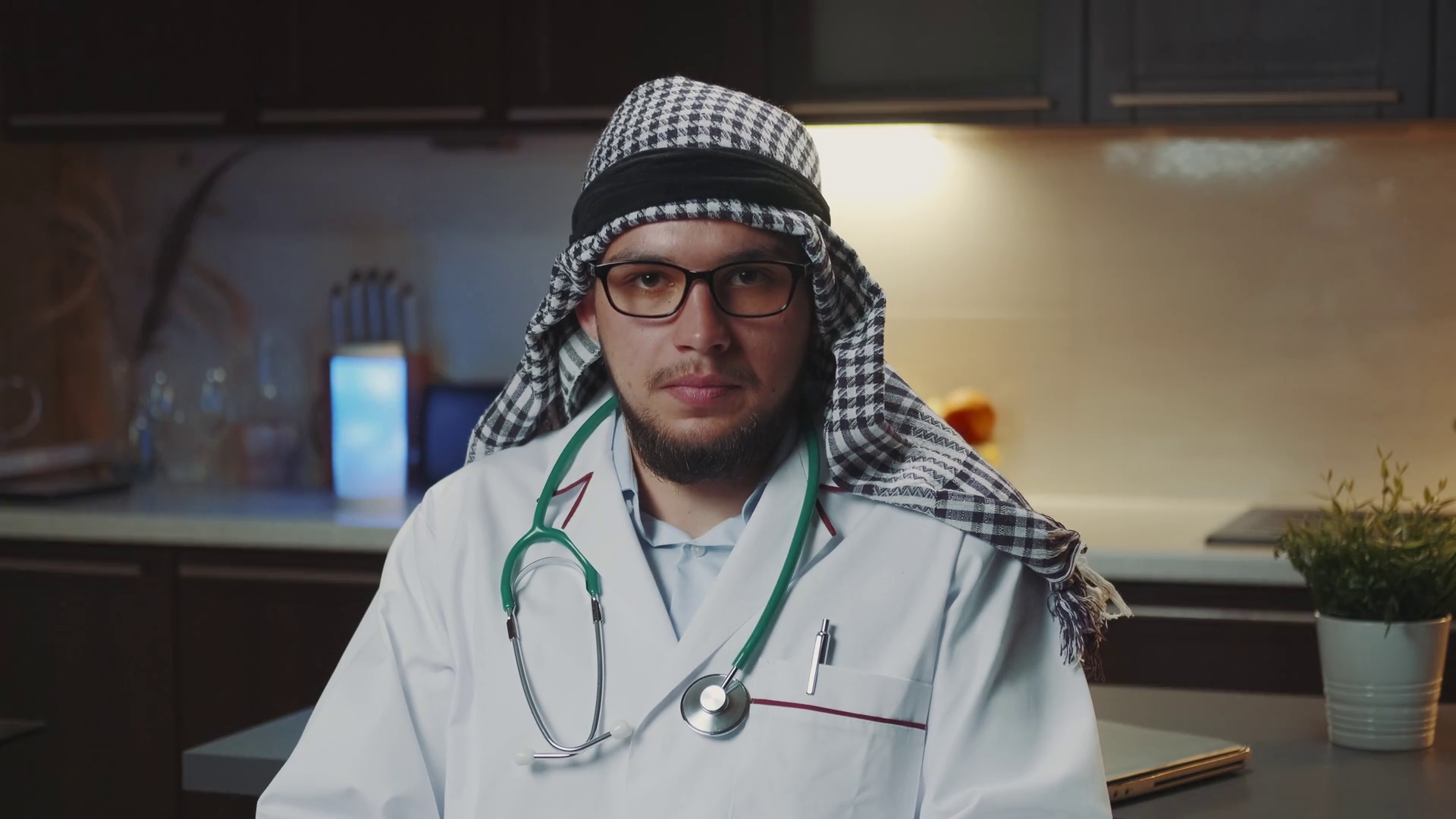 Arab Doctor With Kandora Giving Interview To Stock Footage SBV ...