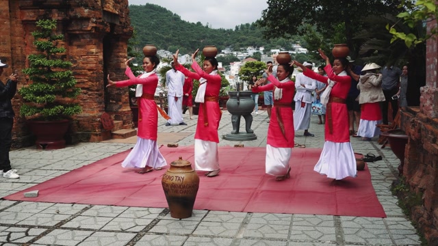 Asian Traditional Dance Stock Footage: Royalty-Free Video Clips ...