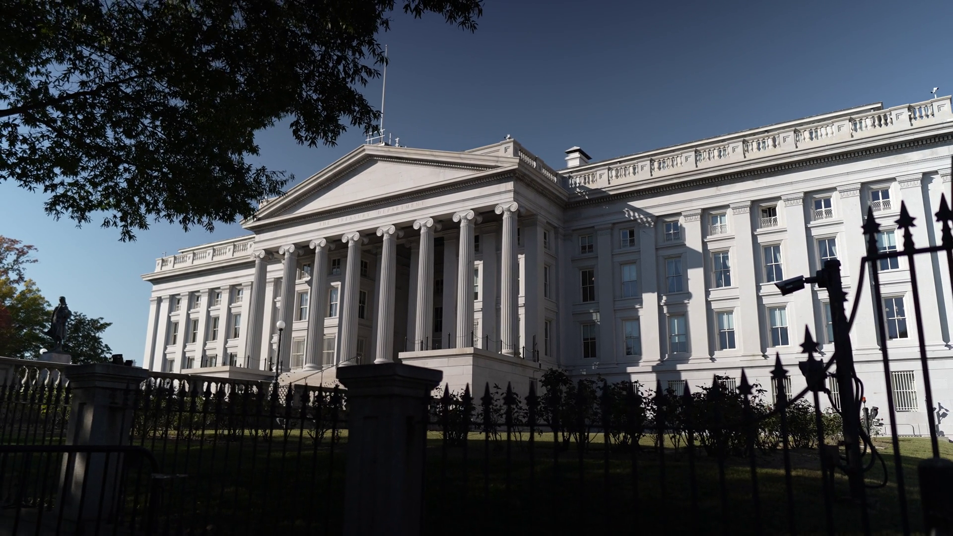 Us Treasury Department Building Exterior Stock Footage SBV-352602869 ...