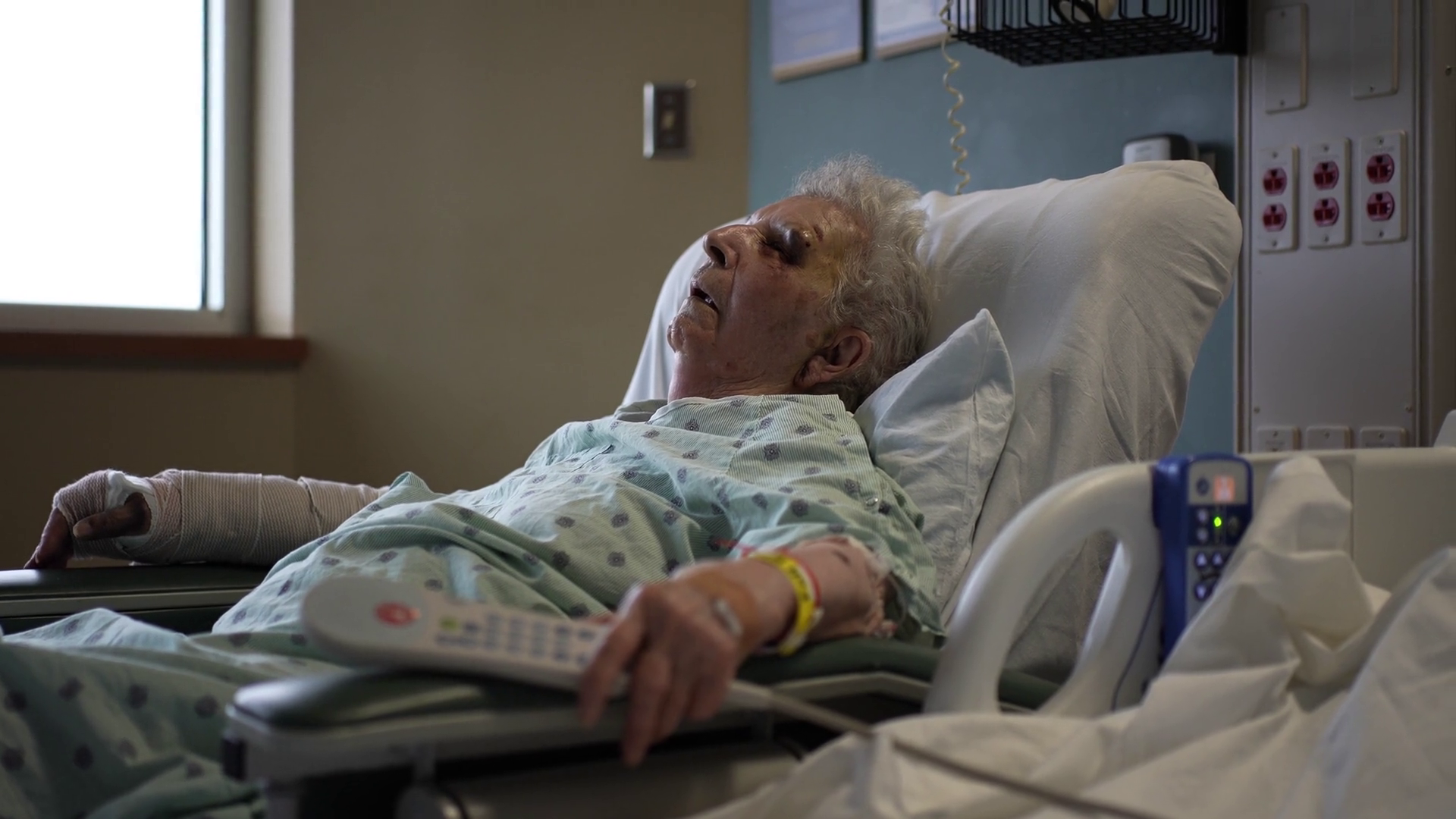 Elderly Woman Hospital Bed Resting Injured Stock Footage SBV-352729672 ...