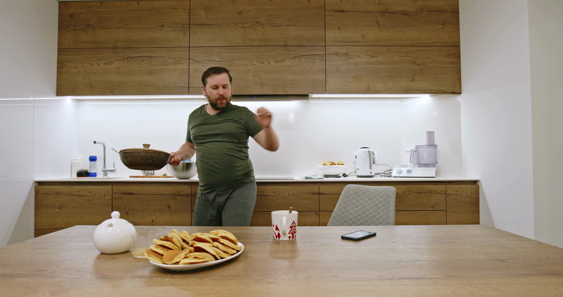 Happy Man Cooking Dinner Dancing Smelling Stock Footage SBV-347650914 ...