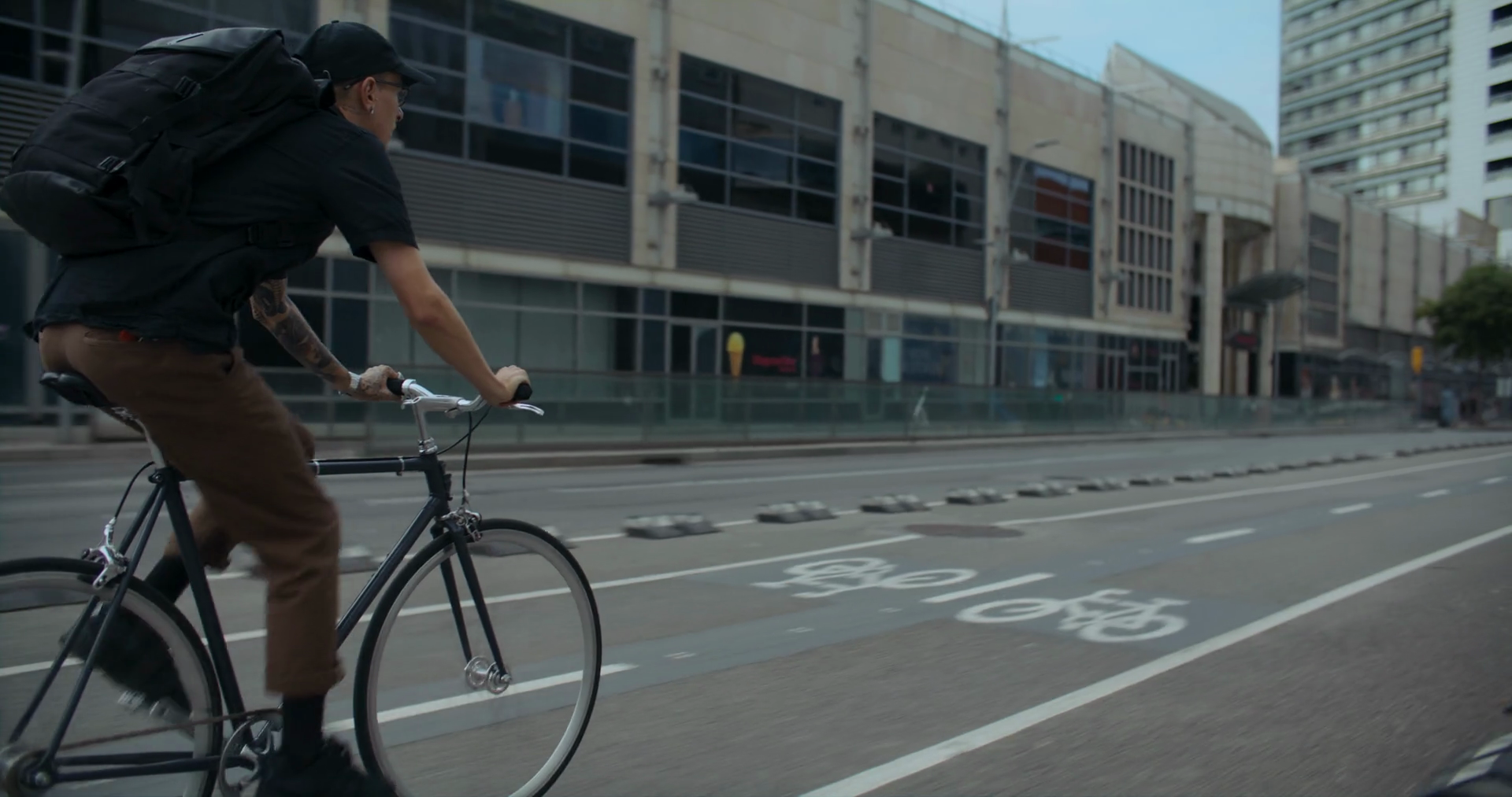 Commuter Cyclist Ride Bike On Way To Work Stock Footage SBV-347635224 ...