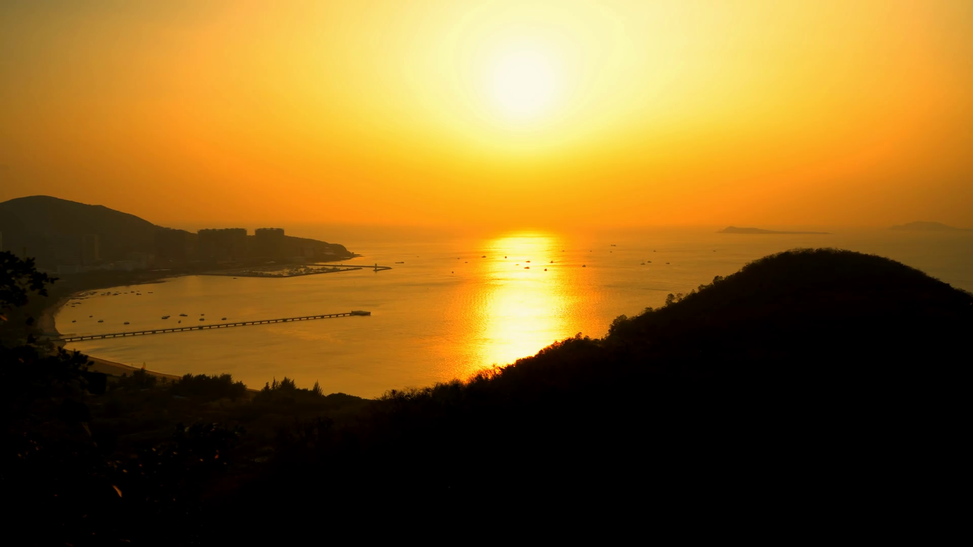 Panoramic view of calm sea waves. Seawaves on the beach in the tropics ...
