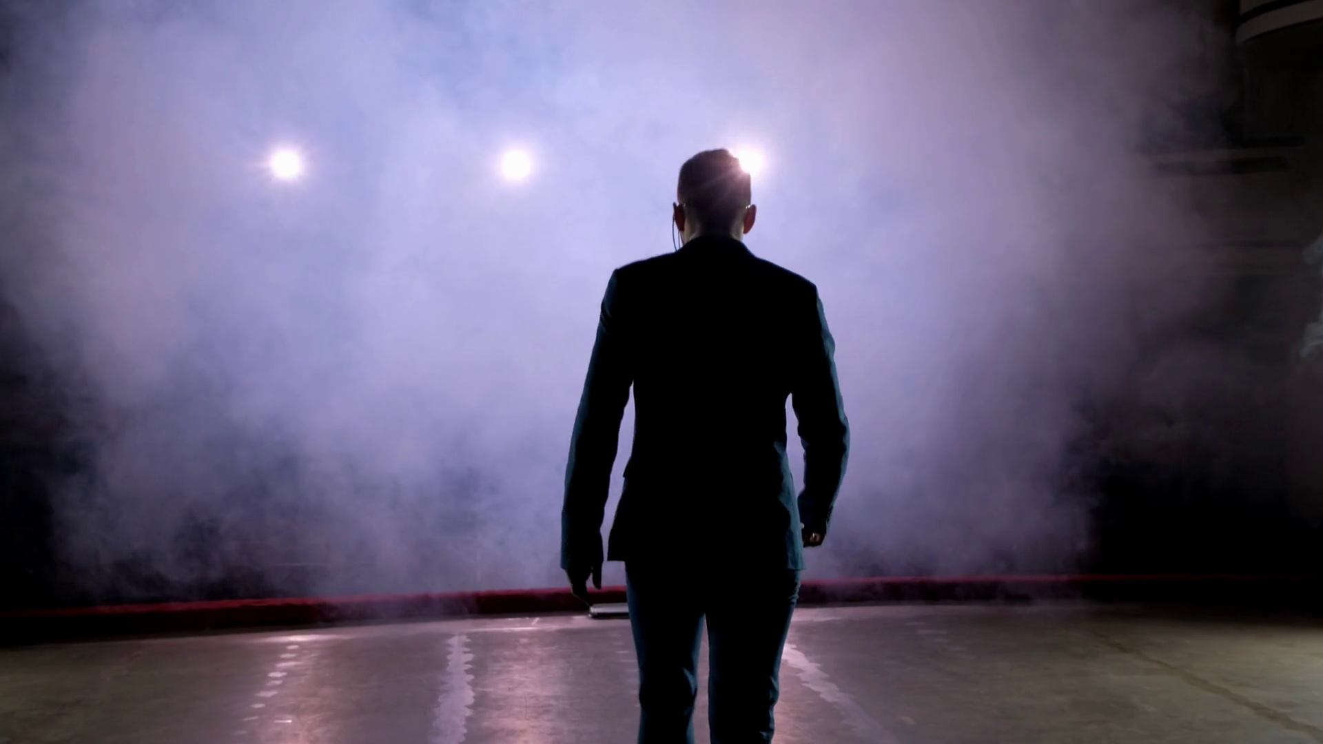 Showman Presents Show Spreading Hands To Stock Footage SBV-325150369 ...