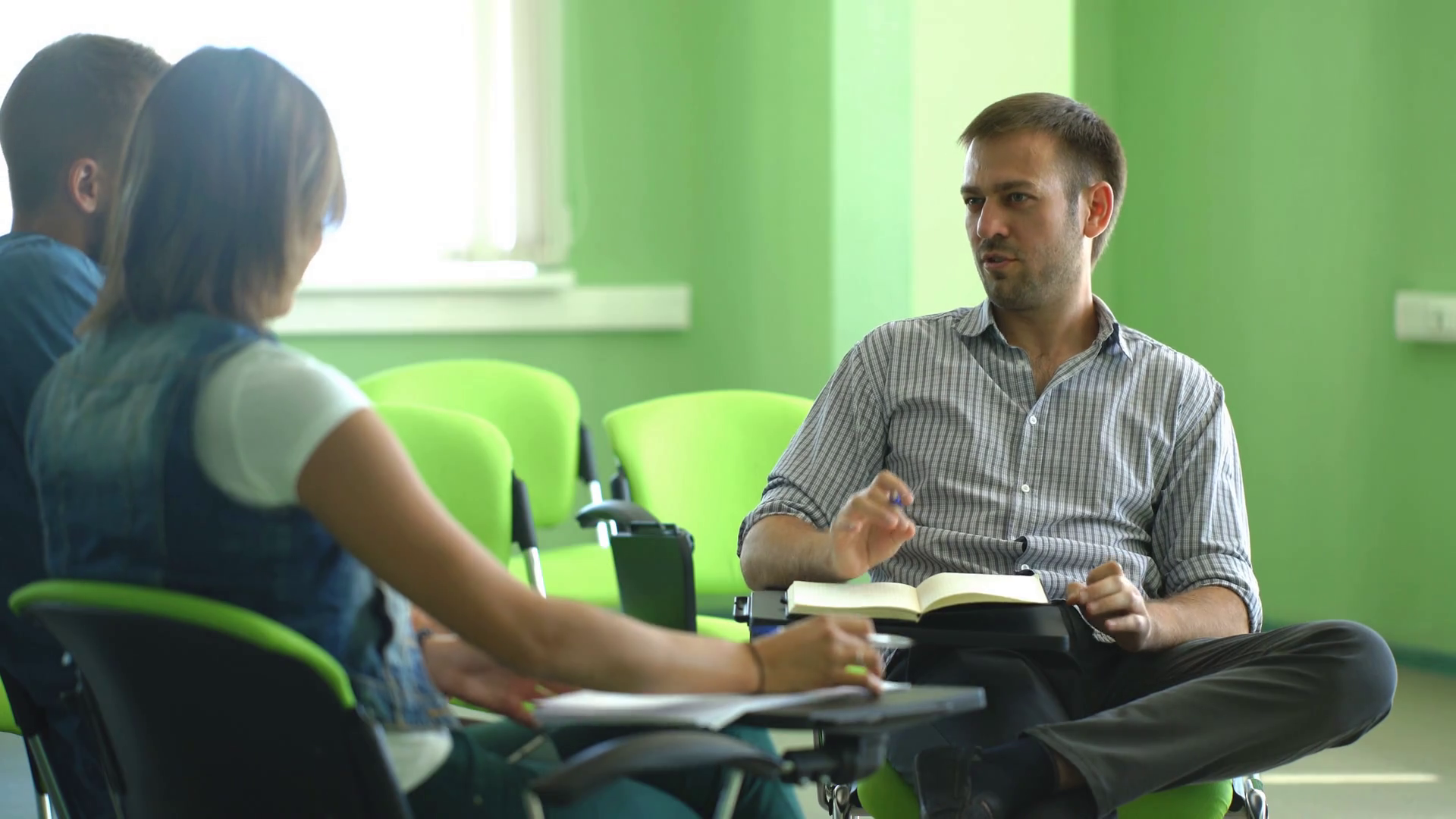 Students Discuss Seminar Lectures Stock Footage SBV-309494903 - Storyblocks