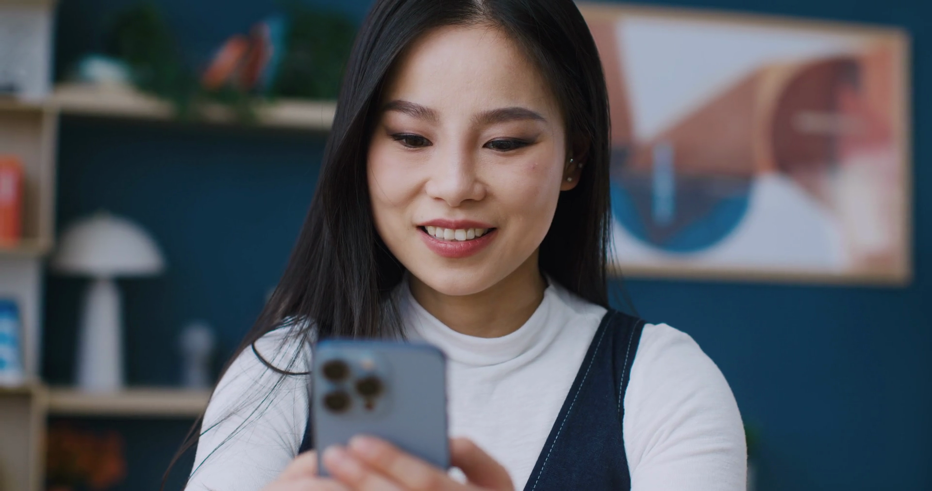 Beautiful Asian Woman Using Personal Phone Stock Footage SBV-351980958 - Storyblocks