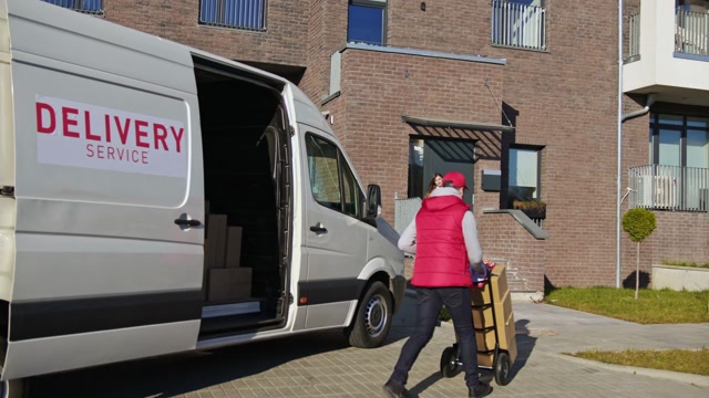 Receive Shipment Stock Footage: Royalty-Free Video Clips - Page 2 ...