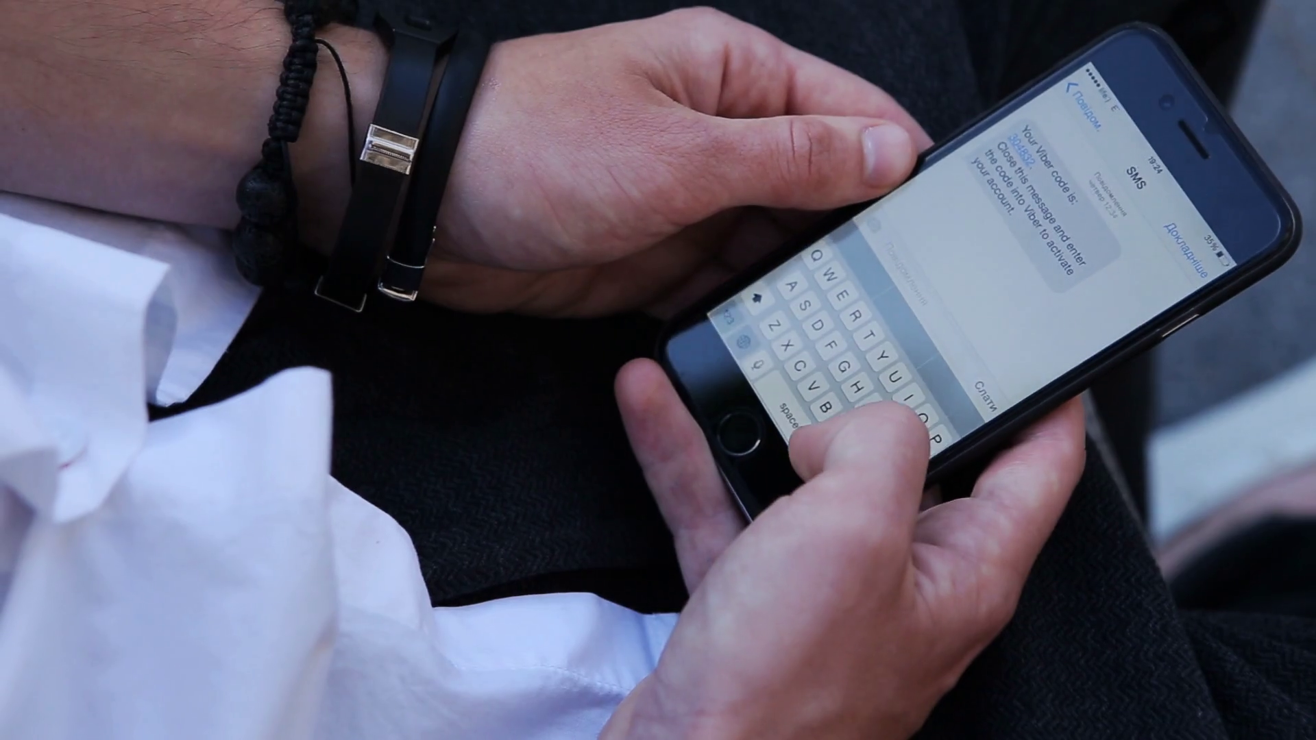 -up Male Hands Texting Using Mobile Device Stock Footage SBV-305160372 ...