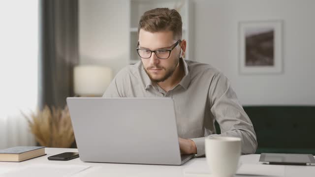 Using Laptop Stock Footage: Royalty-Free Video Clips - Storyblocks