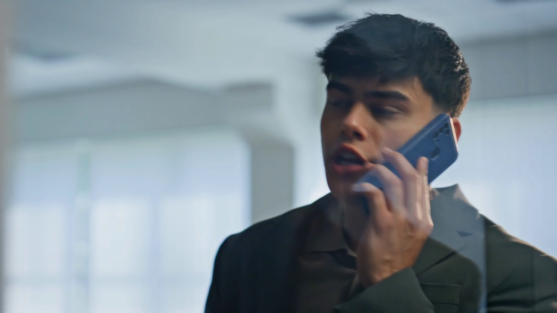 Mad Ceo Yelling In Mobile Phone Feeling Stock Footage SBV-351882378 ...