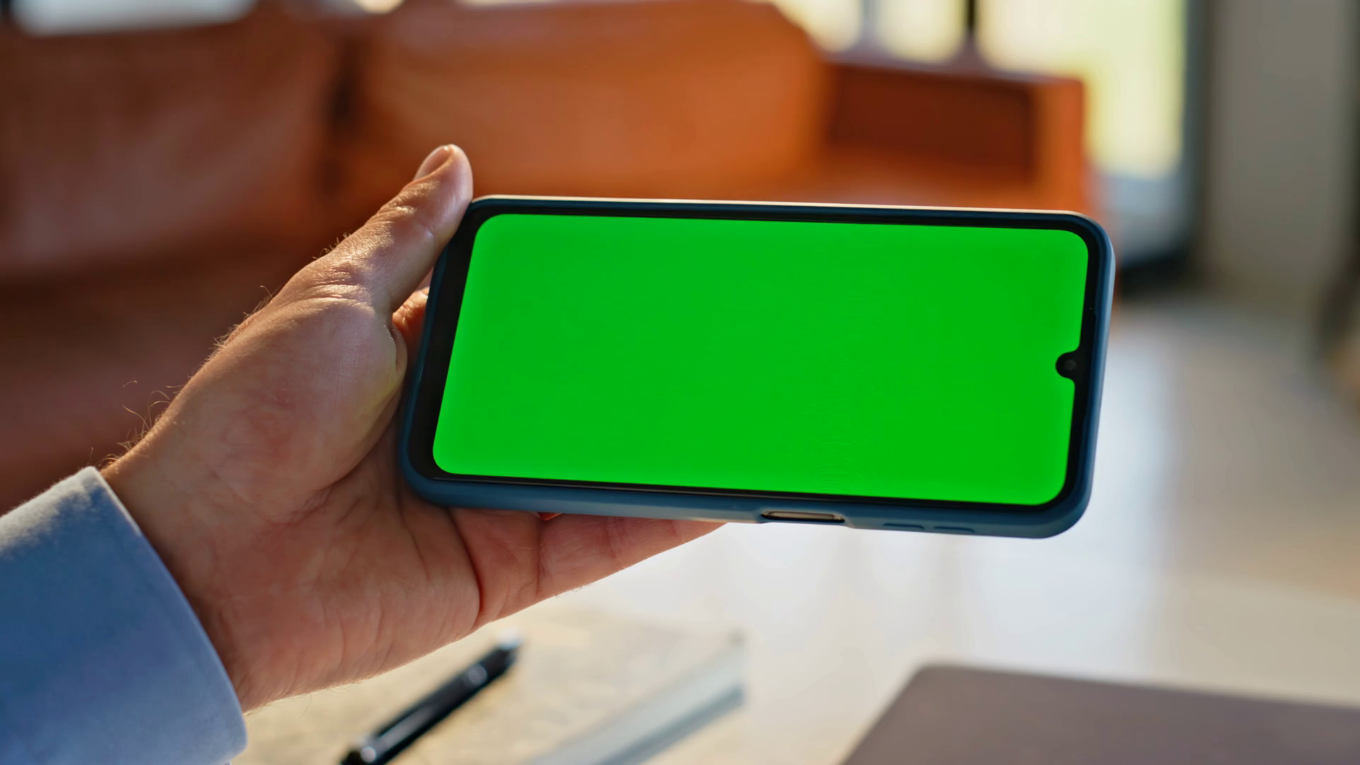 Man Hand Holding Greenscreen Smartphone Stock Footage SBV-351955582 ...