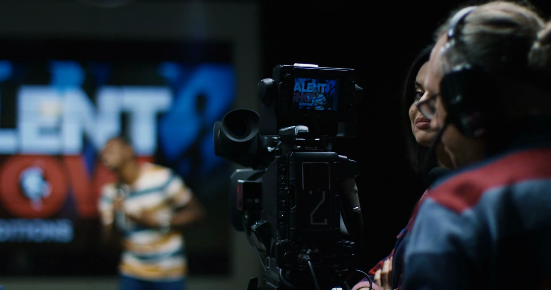 Cameraman Captures Talented Singer Stock Footage SBV-330321060 ...