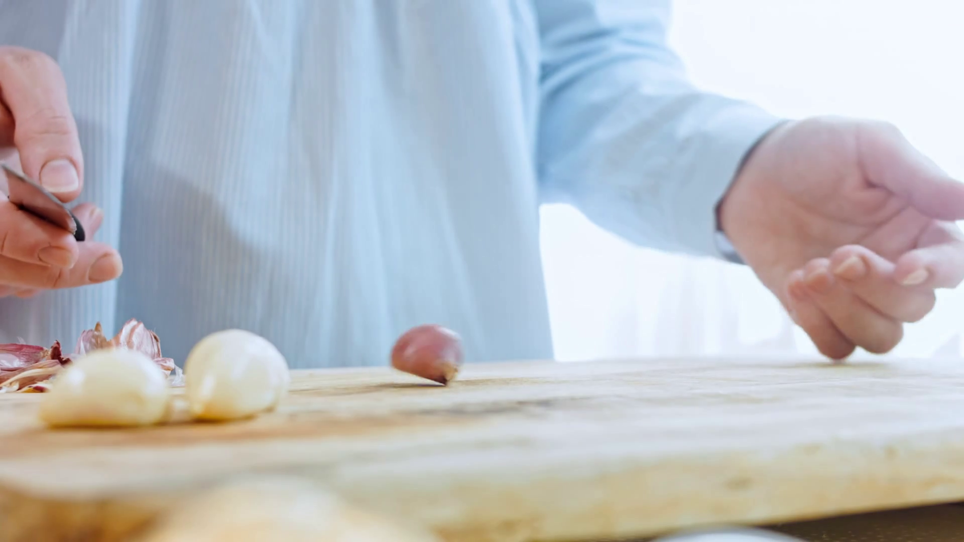 The Woman Cleans Garlic From Cloves Stock Footage SBV-347223809 ...