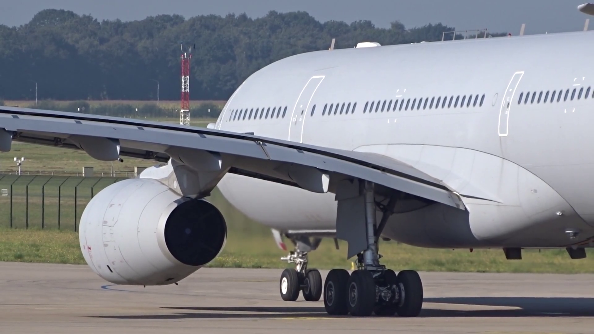 Generic Unmarked Aircraft Starts Taxiing Stock Footage SBV-352757915 ...