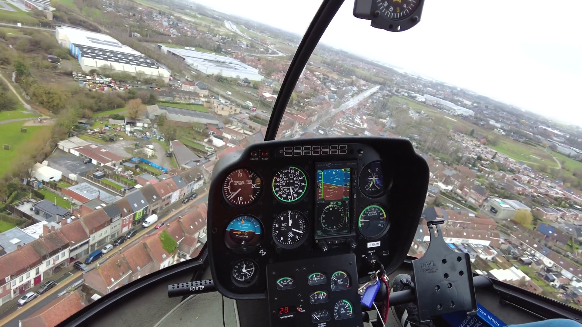 Helicopter Turning Final Approach Arriving Stock Footage SBV-352649376 ...