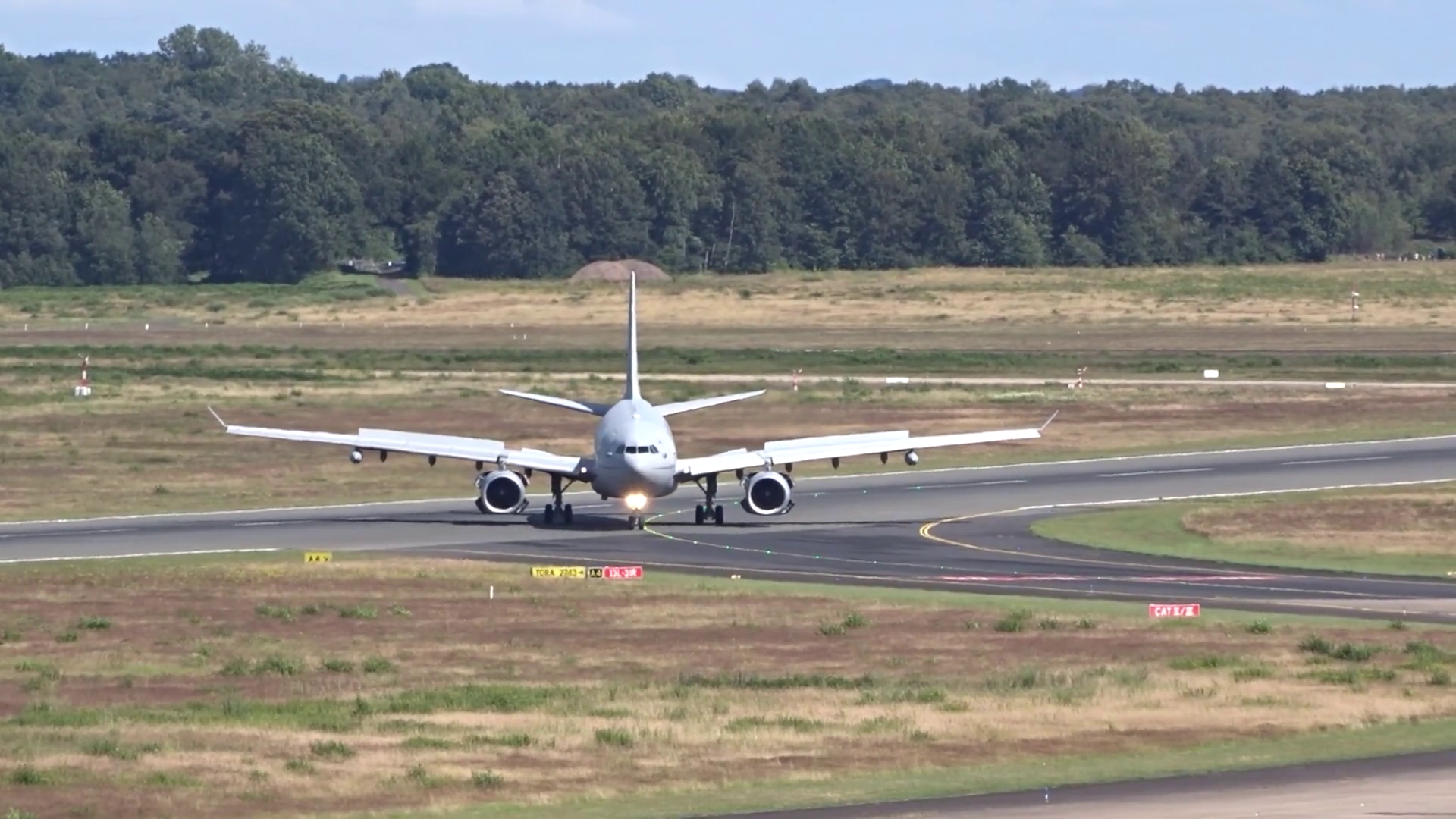 Royal Air Force Airbus A330 Voyager Tanker Stock Footage SBV-352773249 ...