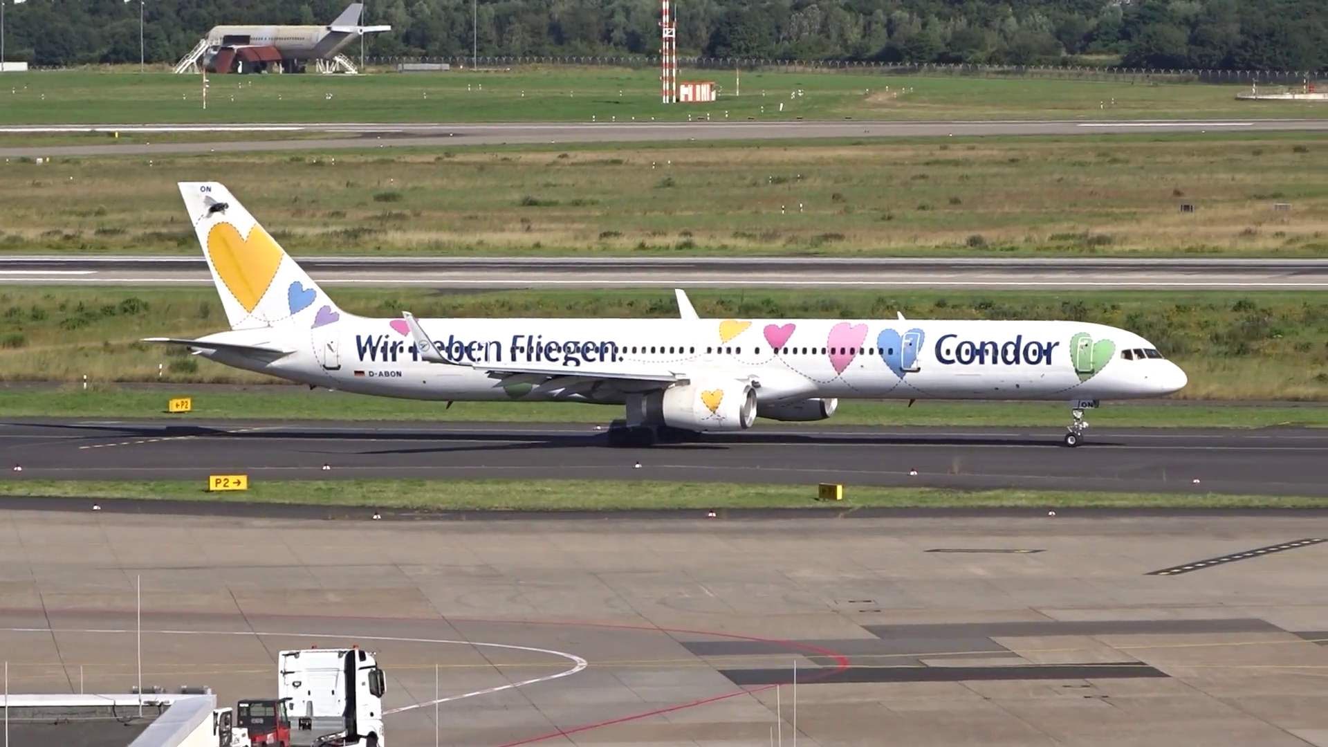 Condor Boeing 757 Special Wir Lieben Fliegen Stock Footage SBV ...