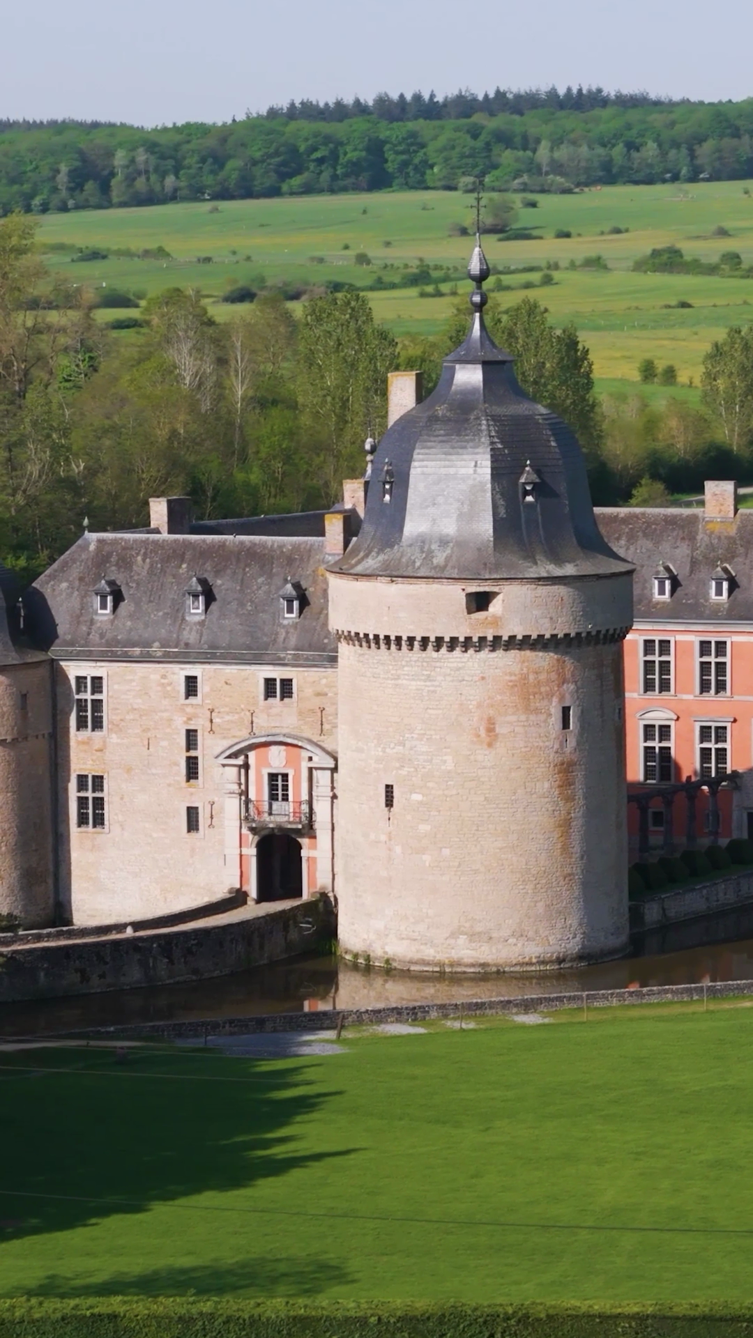 Castle Lavaux Sainte Anne Chateau De Old Stock Footage SBV-353266887 ...