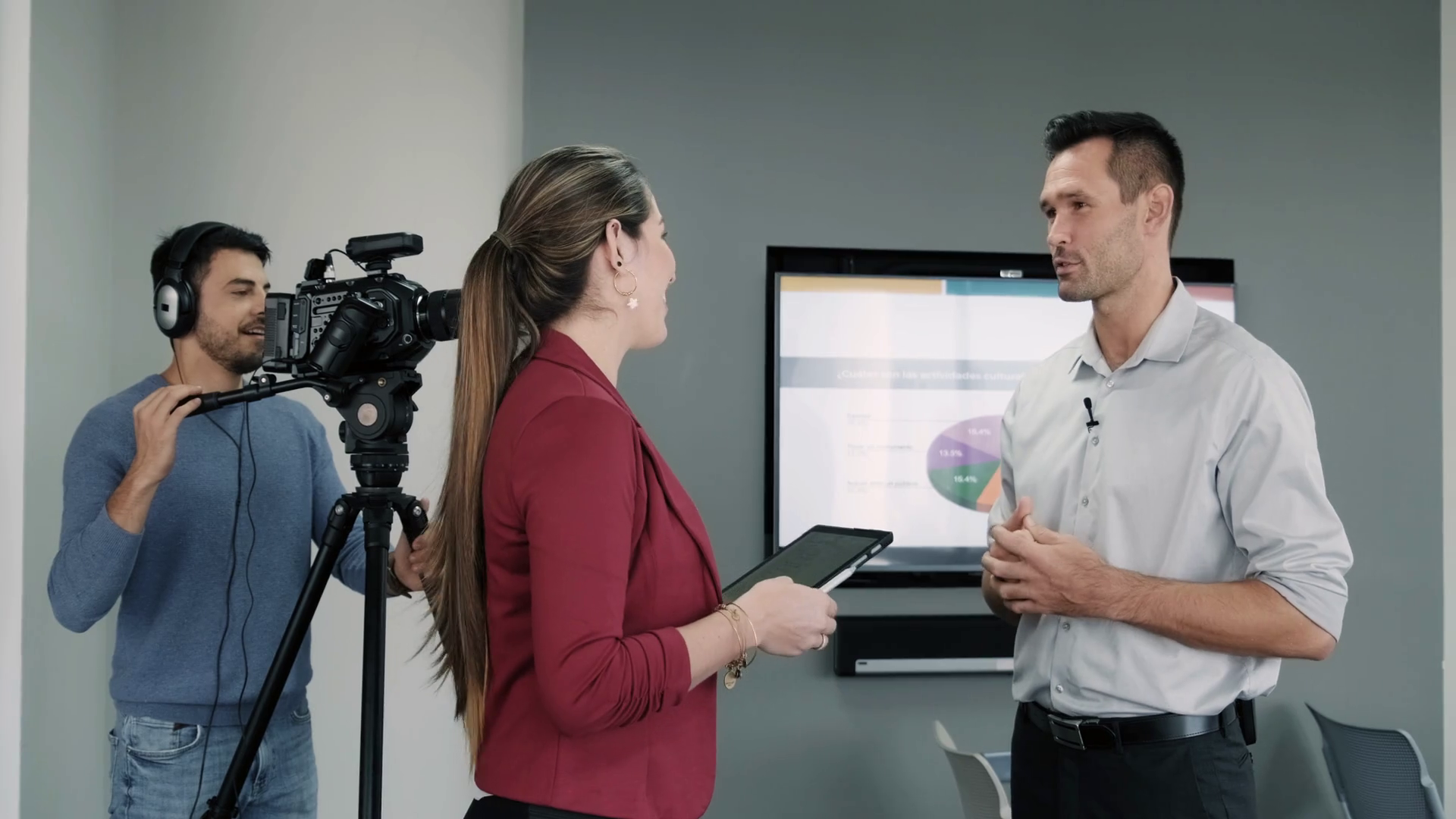 Businessman's Interview: Manager Responds To Stock Footage SBV ...