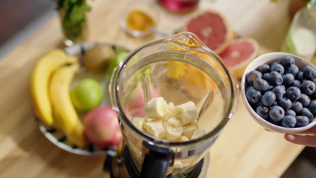 Smoothie In Blender Stock Footage: Royalty-Free Video Clips - Storyblocks