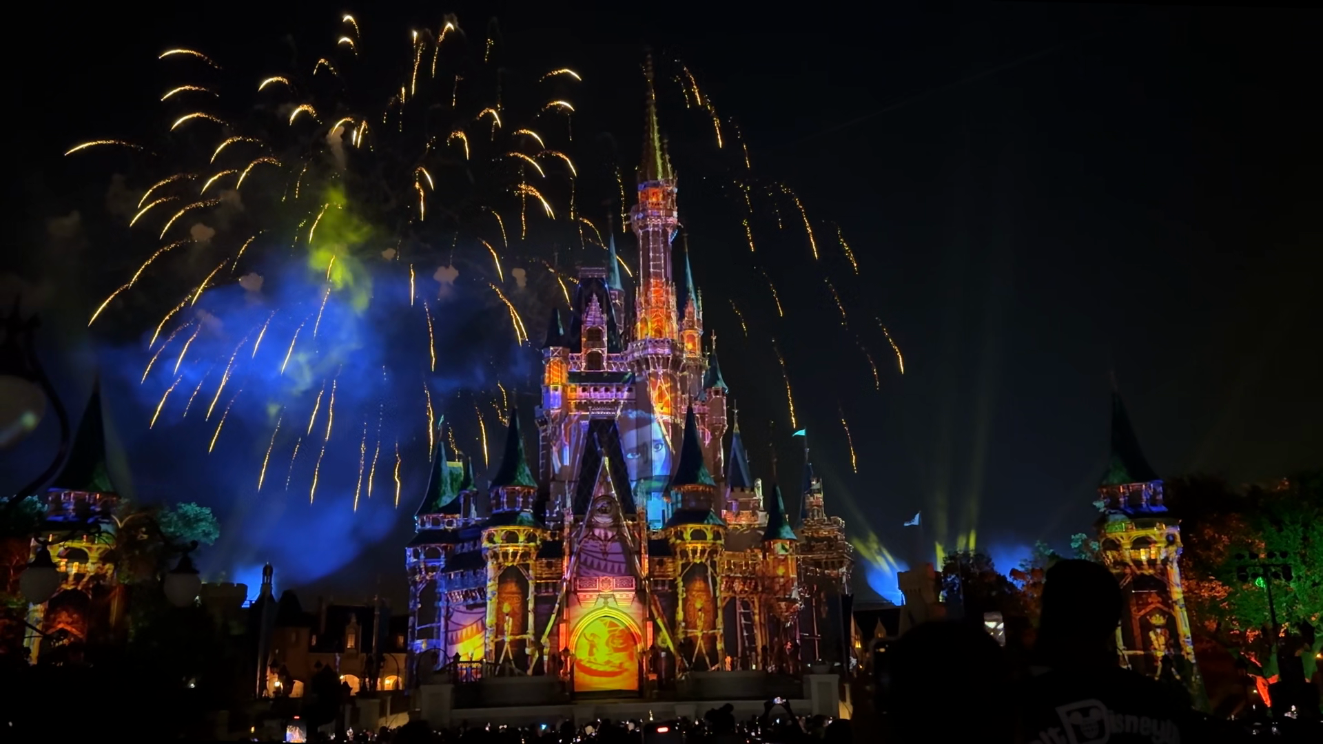 Orlando Florida Usa - 05 06 2024: Giant Stock Footage SBV-353668566 ...