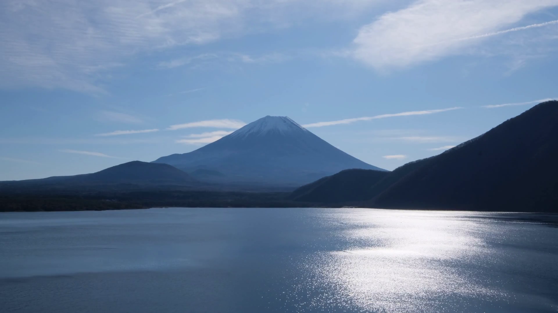 Aerial View Of Mount Fuji From Lake Motosu Stock Footage SBV-329582035 ...