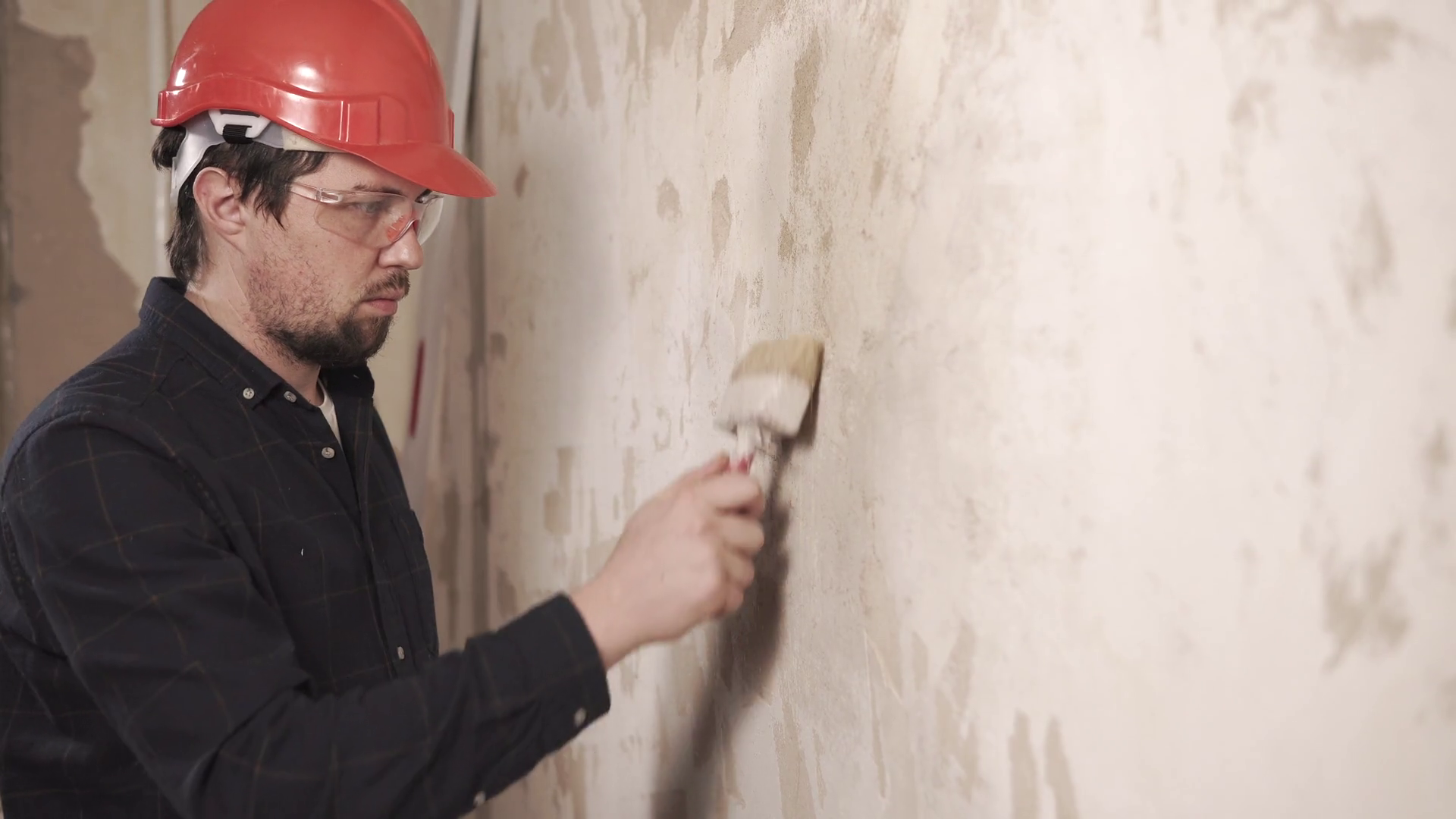 Workman Is Covering Wall In Living Flat Stock Footage SBV-338838265 ...