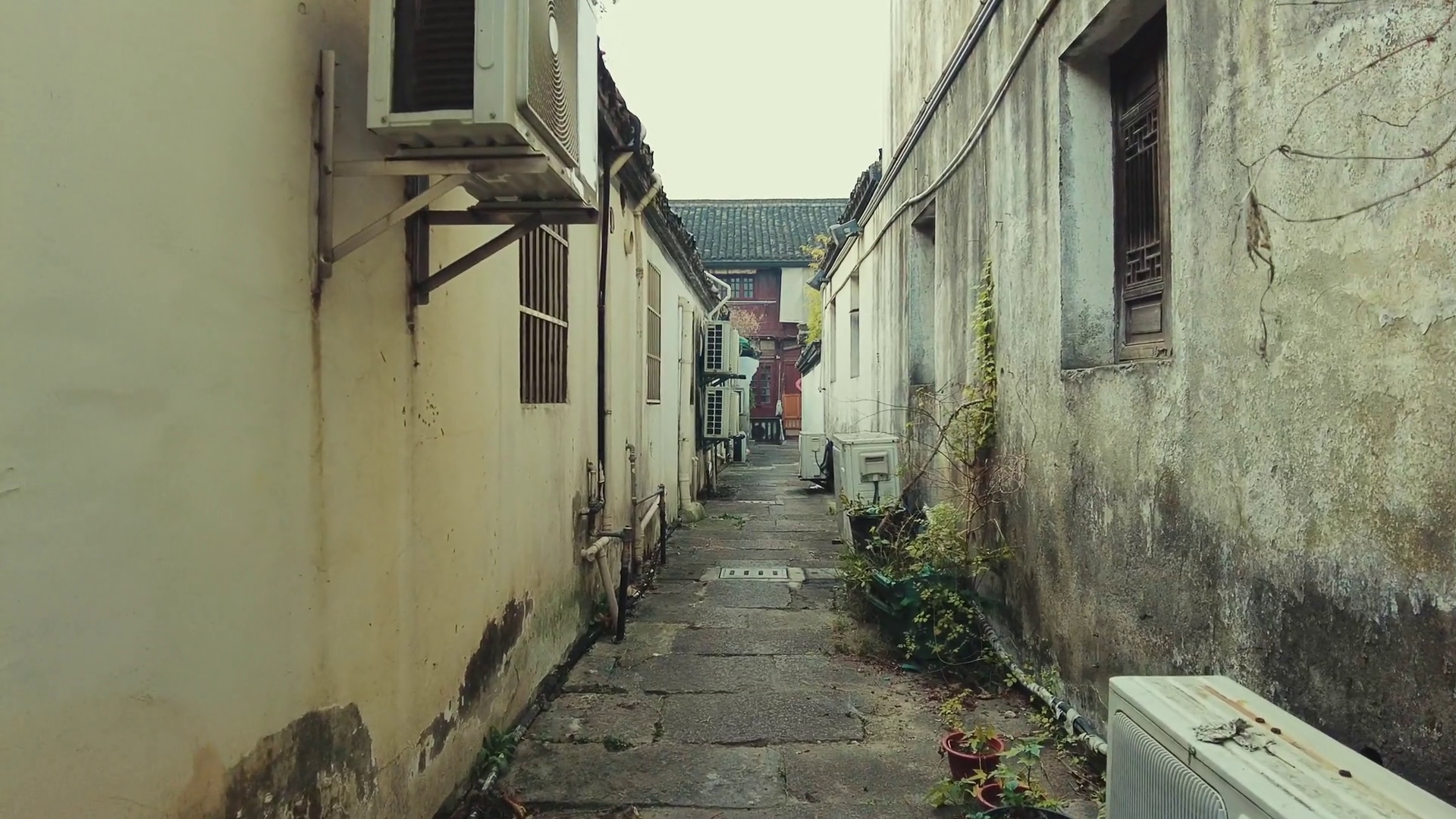 Street View With Traditional Chinese Stock Footage SBV-352761732 ...