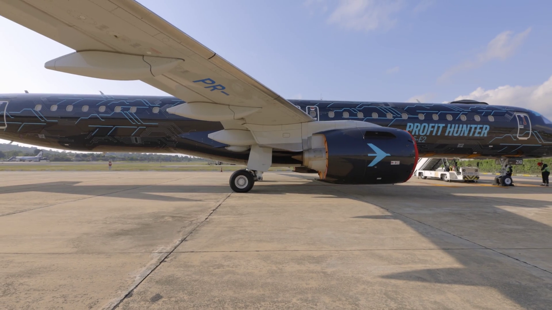Koh Samui Thailand April 2024 - Modern Jet Stock Footage SBV-351813034 ...