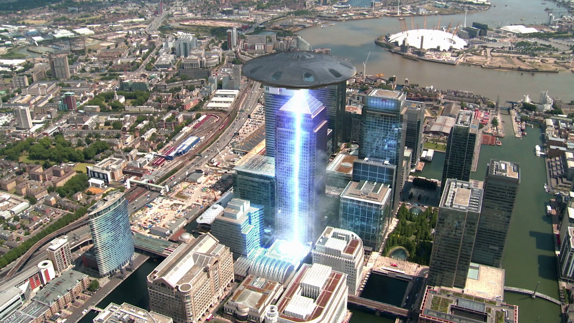 Alien Flying Saucer Attacking a Building in London England Great ...